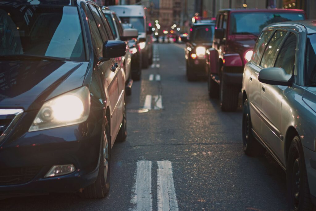 Comprehensive Guide to UAE Traffic Rules: Drive Safe Today